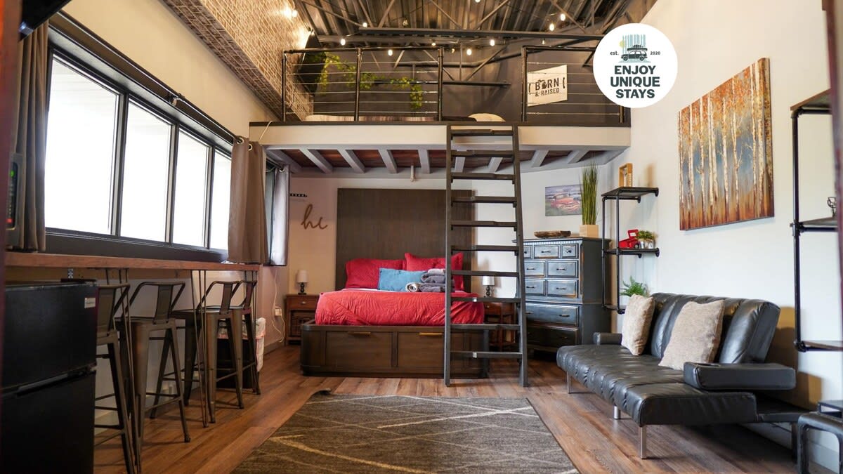 Rivers Edge Lofts - Unit 5 | Enjoy Unique Stays
